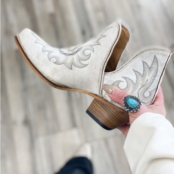 Myra Bag | Shoes | Nwt Myra Yipple Western Handmade Genuine Leather ...